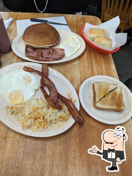Fish Pond Cafe, Conroe - Restaurant menu, prices and reviews