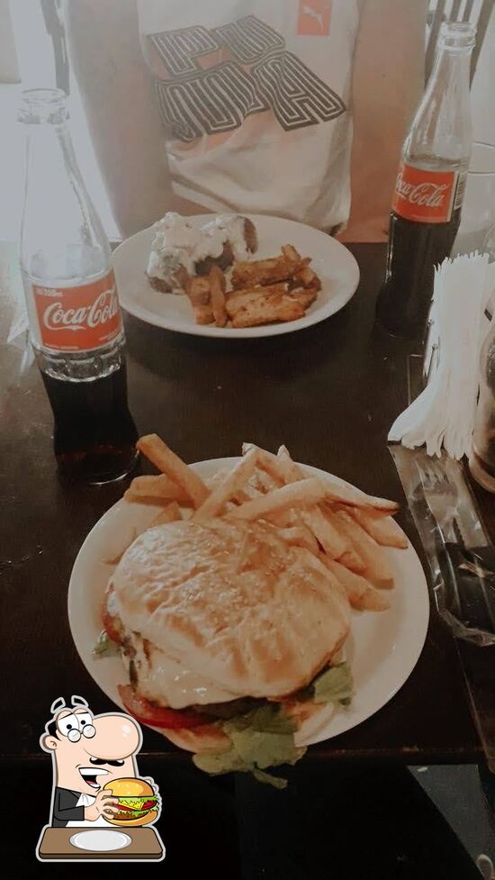 Al Toke pub & bar, Villa Mercedes - Restaurant reviews