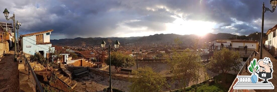 El mamo pub & bar, Cusco