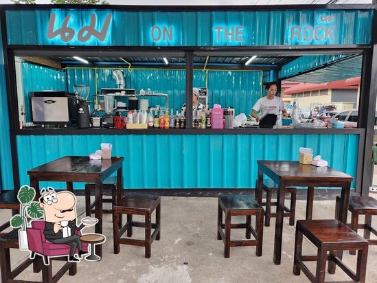 Menu at นมบาร์ ชุมพร Nom bar Chumphon, Tha Sae