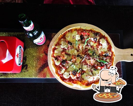 Office Bar And Pizza (Yuli's Bar And Pizza), Balikpapan - Restaurant ...