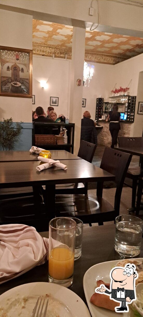 Aida's Bistro, Calgary - Restaurant menu, prices and reviews