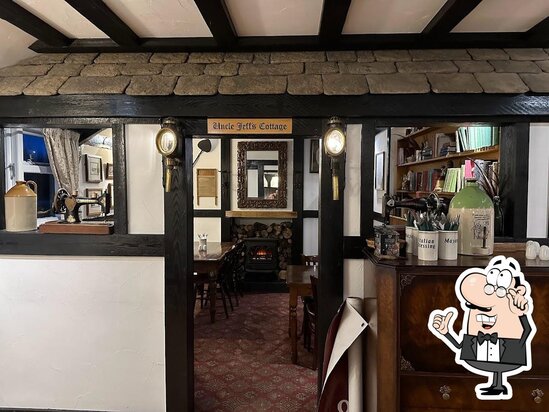 Ye Olde Hobnails Inn, Little Washbourne - Restaurant menu, prices and ...