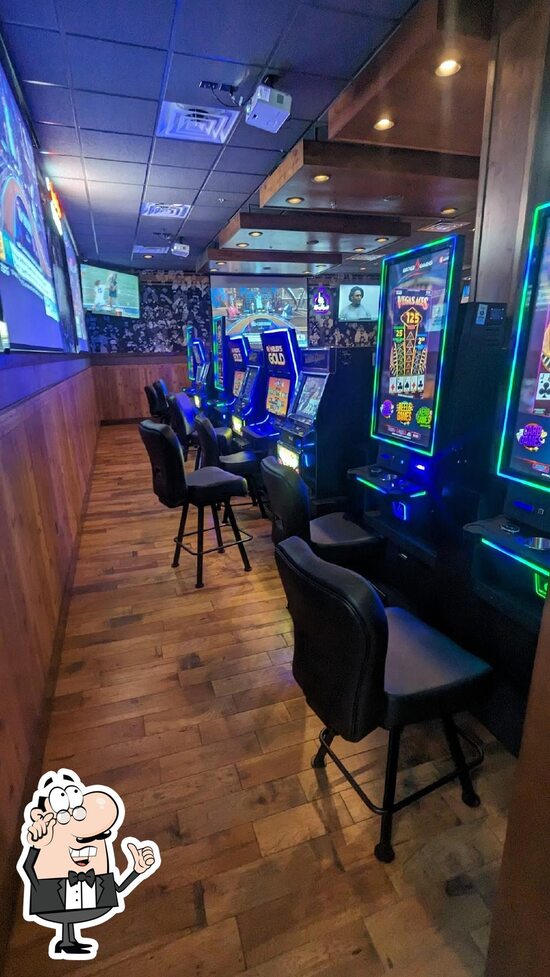Gibs Sports Bar, Sioux Falls - Restaurant menu, prices and reviews