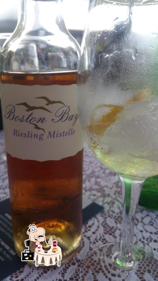 Boston Bay Wines, Tiatukia - Restaurant menu, prices and reviews