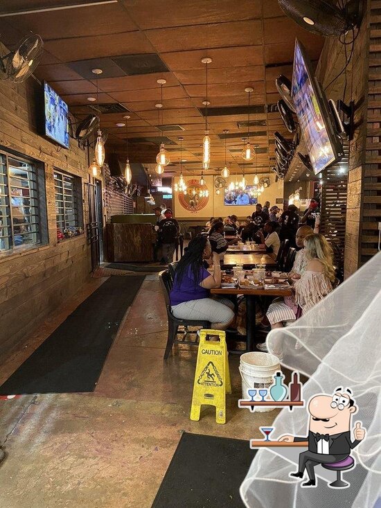 Turkey Leg Hut, Houston - Restaurant menu, prices and reviews