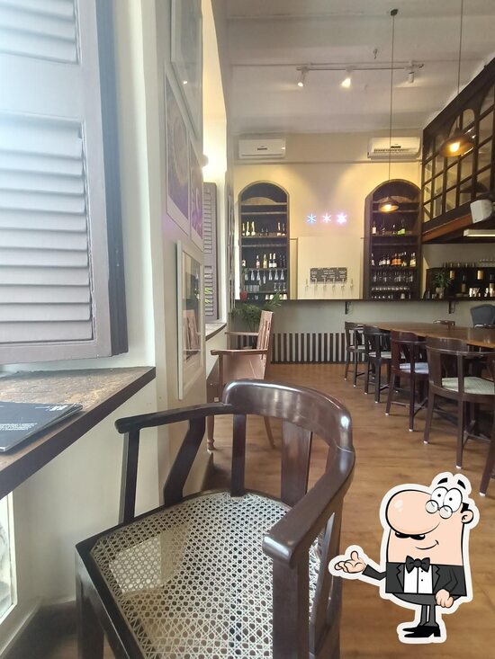 KMC Bar & Bistro, Fort, Mumbai - Restaurant menu, prices and reviews
