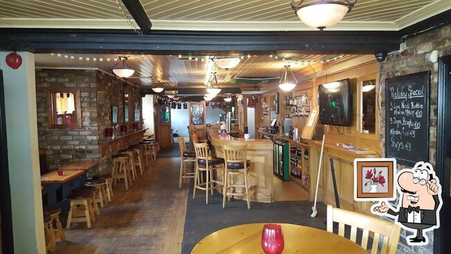 The Railway Bar & Lincoln's Sligo, Sligo - Restaurant menu, prices and ...
