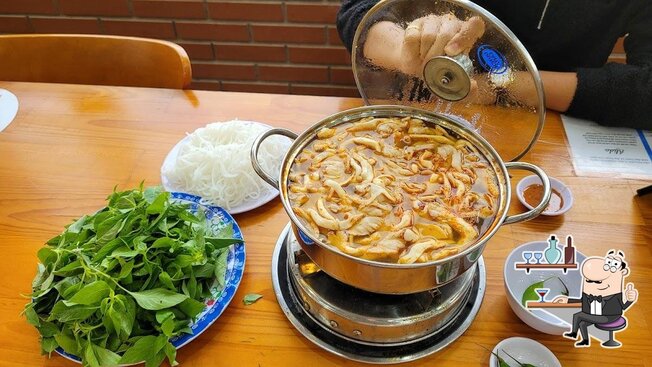 Lẩu Gà Lá É Alida - Homestay Đà Lạt Giá Rẻ_Alida, Dalat - Restaurant ...