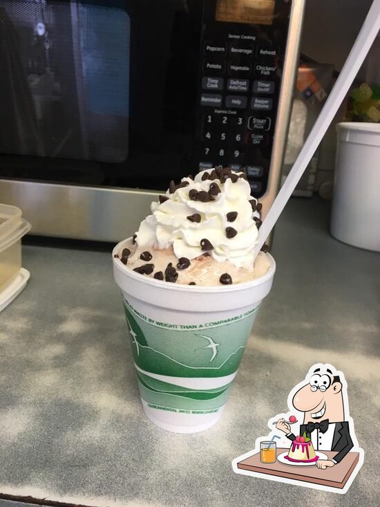 Twist 'n Shake LLC in Centerburg - Restaurant menu and reviews