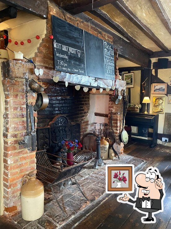 Menu at Ye Olde Yew Tree pub & bar, Canterbury, 32 Westbere Ln
