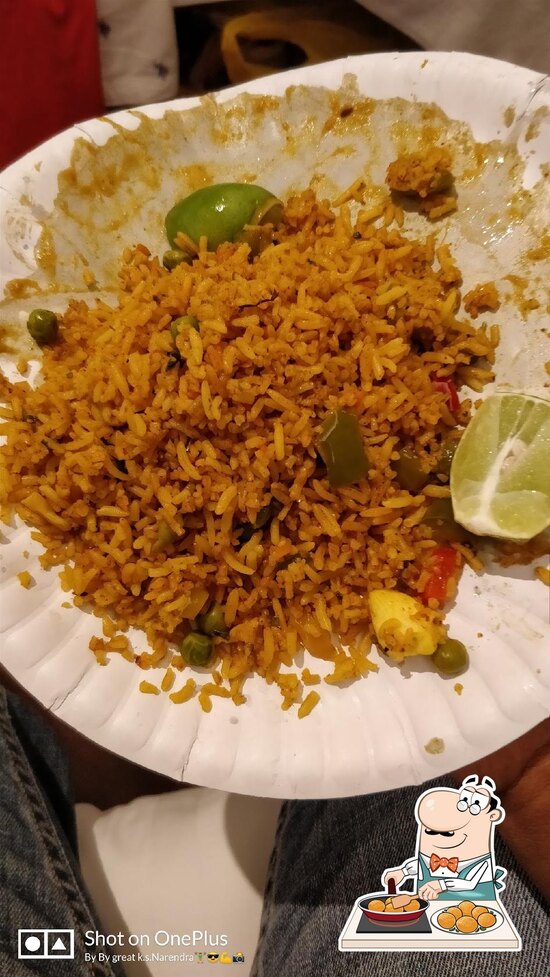 Shahi Indian Restaurant, Pattaya City, 226/8 Beach Rd - Restaurant reviews