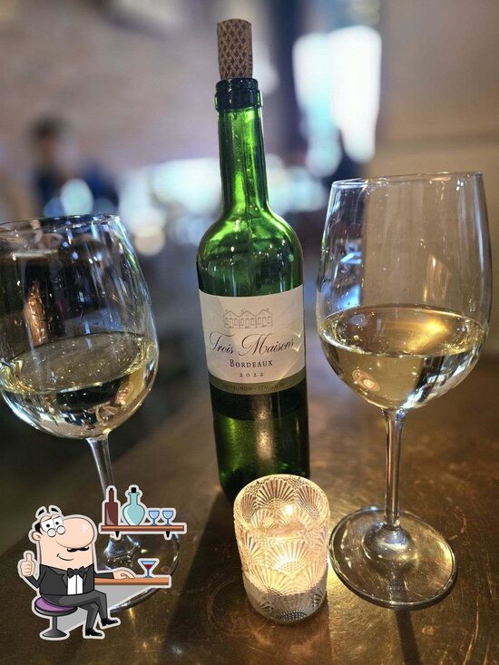 Adrift Restaurant, Anacortes - Restaurant menu, prices and reviews