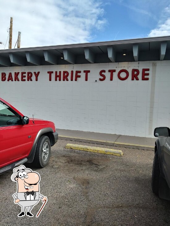 Rainbo Bakery Outlet, Pueblo - Restaurant menu, prices and reviews