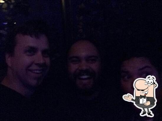 Paramount Night Club in Northbridge - Restaurant reviews