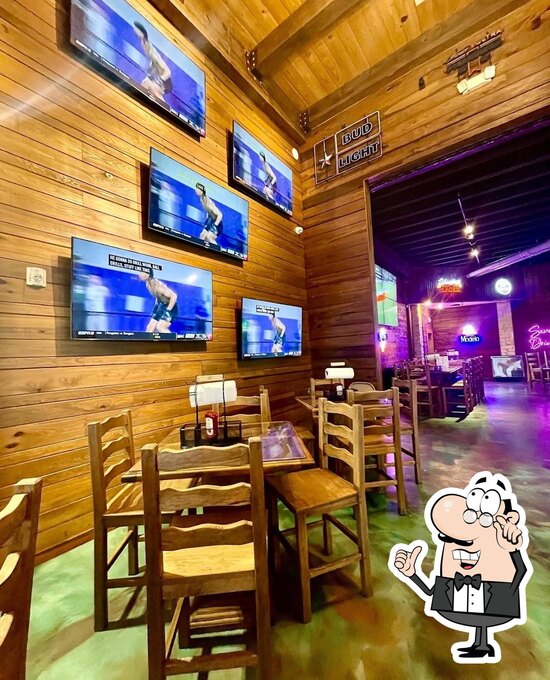 Modelos Sports Cantina, Beaumont - Restaurant menu, prices and reviews