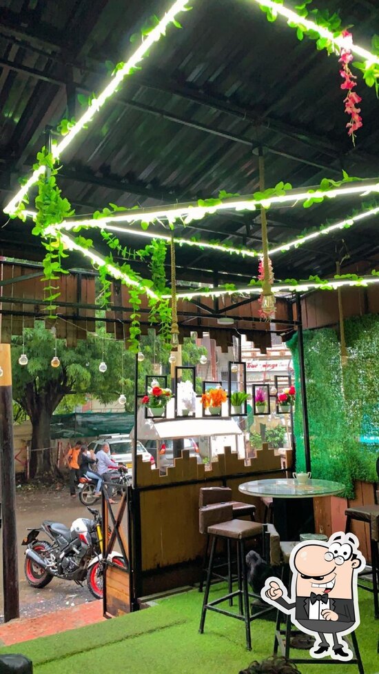Luv Bugs Cafe, Vadodara - Restaurant reviews