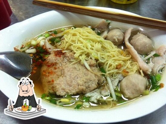 Menu at นายปี ก๋วยเตี๋ยวหมูน้ำใส restaurant, Ban Rai