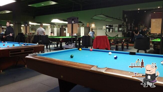 Master Q Snooker, Billiards & Lounge in Markham - Restaurant menu and ...