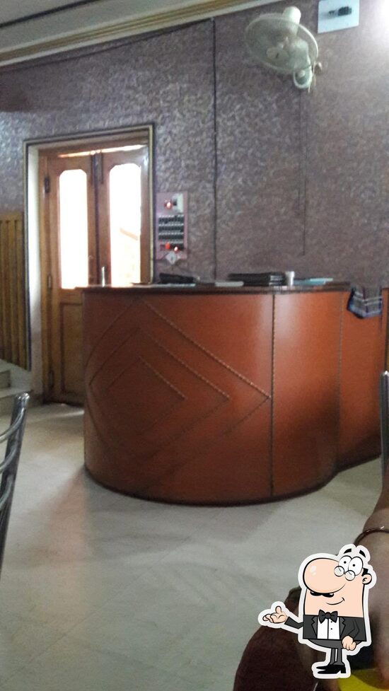 Laziz Restaurant, Munger - Restaurant menu, prices and reviews