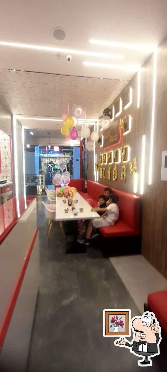 Pizza Mizza Restaurant, Dubai - Restaurant menu, prices and reviews