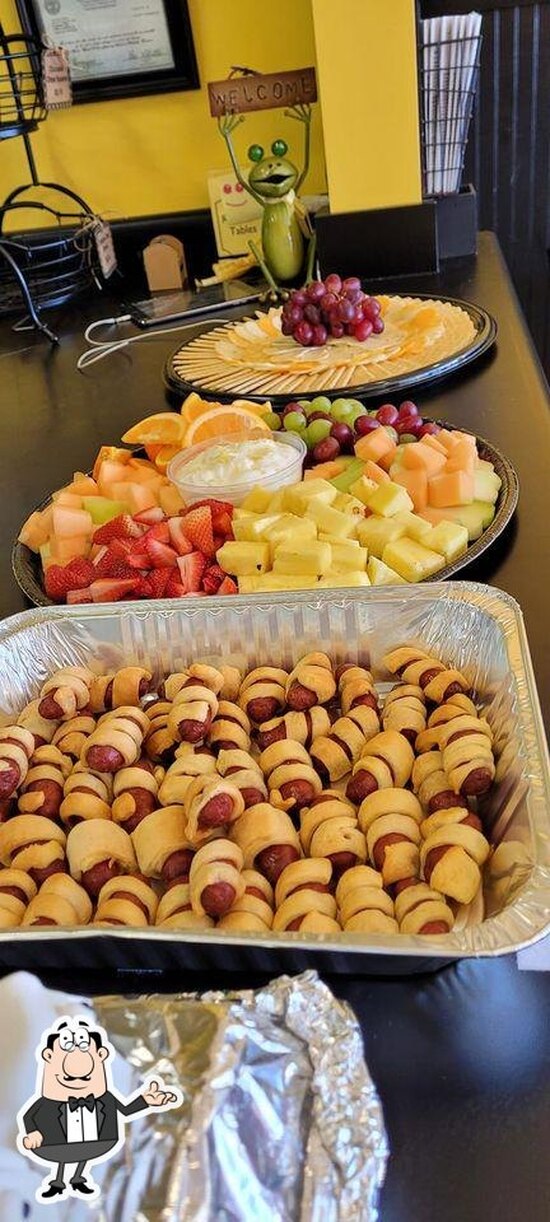 The Gingham Cafe, Clarksville - Restaurant menu, prices and reviews