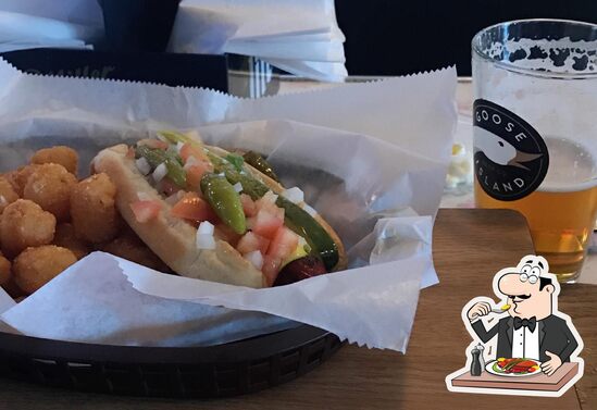 Rabbits Bar in Chicago - Restaurant menu and reviews
