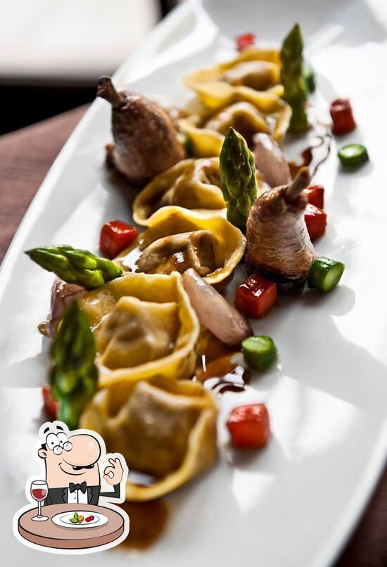 Osteria dei Vespri restaurant, Palermo, Piazza Croce dei Vespri ...