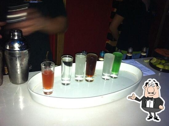 Menu at Shots Factory pub & bar, Ensenada, Primera 334