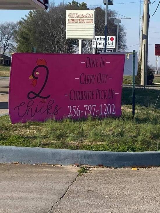2 Chicks food truck and catering in Hazel Green - Restaurant reviews