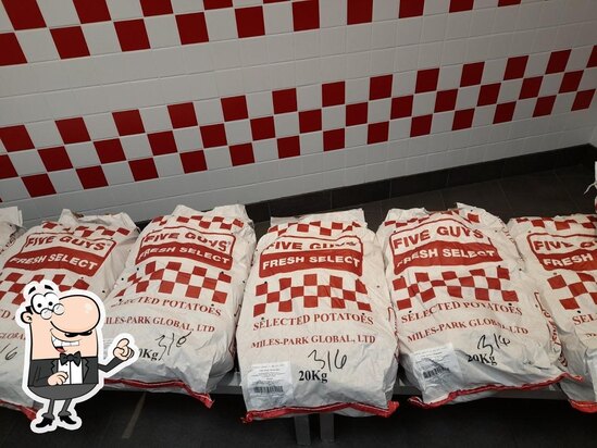 Menu at Five Guys restaurant, Vienna, Graben 30