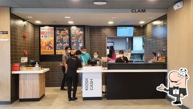 Menu at McDonalds Shell Bago Drive Thru restaurant, Davao City