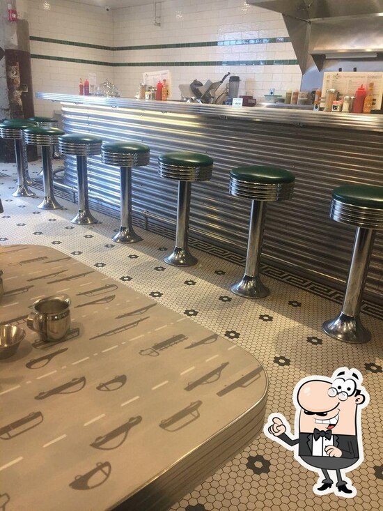 Ari's Diner, Washington - Restaurant menu, prices and reviews