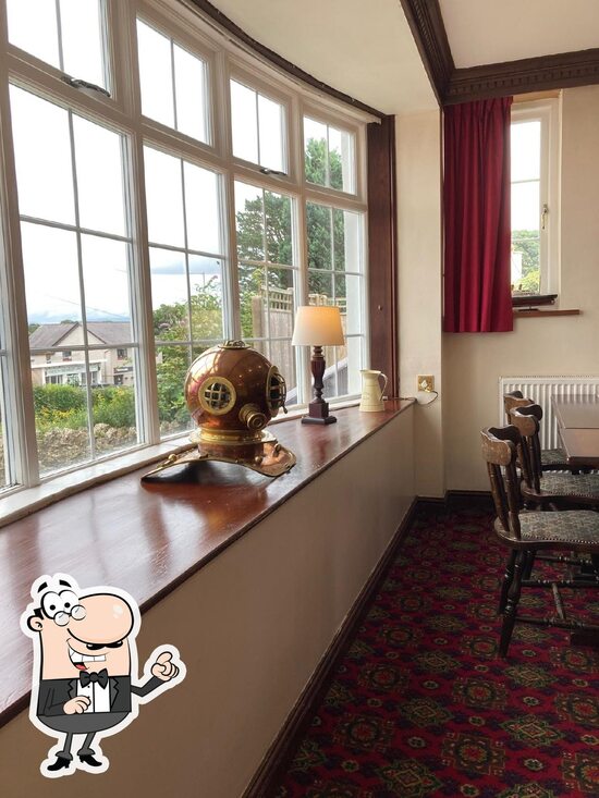Menu at The Breeze Hill pub & bar, Benllech