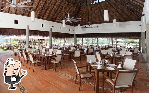 Menu at Palapa Cocoyoc restaurant, Cocoyoc, Morelos