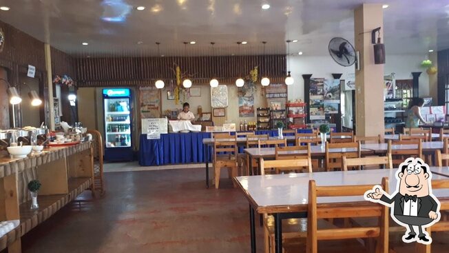 Menu at Queen Lois Restaurant (Served 125 Buffet), Calauan