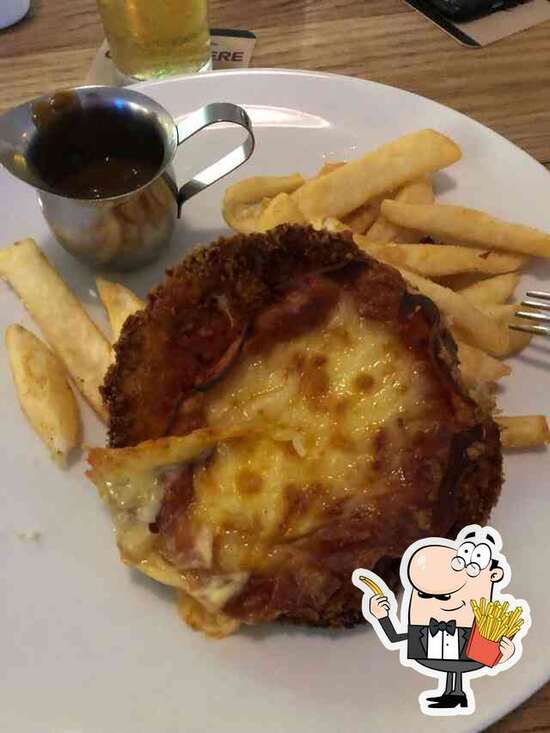 Courthouse Hotel, Port Douglas - Restaurant menu, prices and reviews