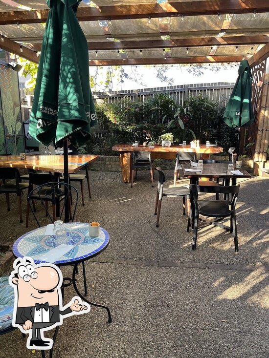 Sisco Cafe, Spring Hill - Restaurant menu, prices and reviews