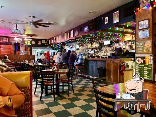 D & D Bar & Grill, Bend - Restaurant menu, prices and reviews