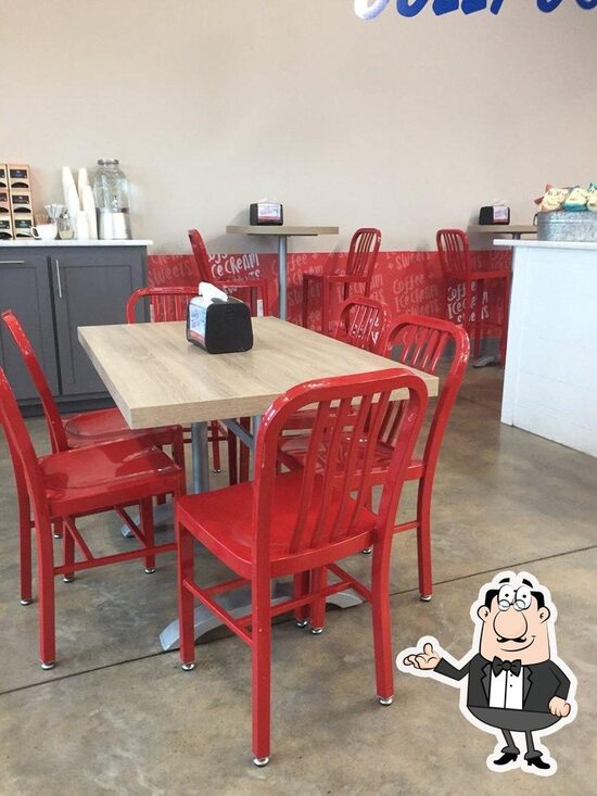 Golly G's Ice Cream, Clarksville - Restaurant menu, prices and reviews