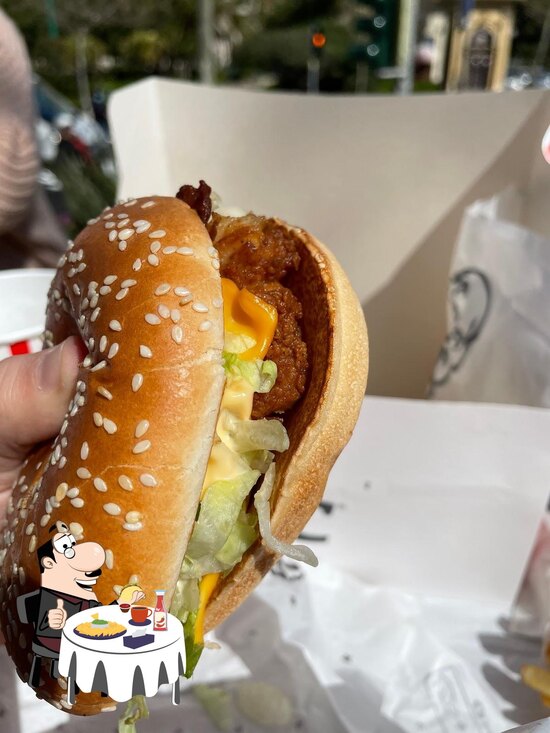KFC restaurant, Palermo, Via Emanuele Notarbartolo - Restaurantbewertungen