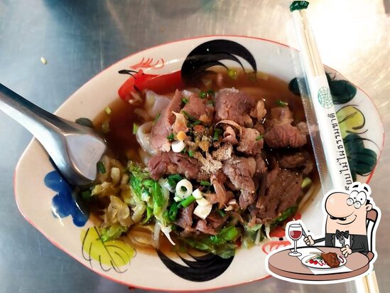 Uncle Tanom's Noodle (First in Chiangkam) restaurant, Chiang Ban ...
