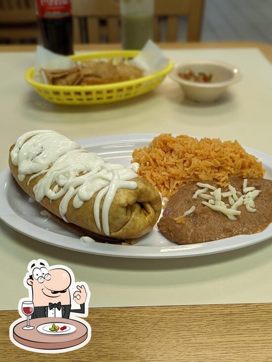 El Patio#4 in Manitowoc - Restaurant menu and reviews