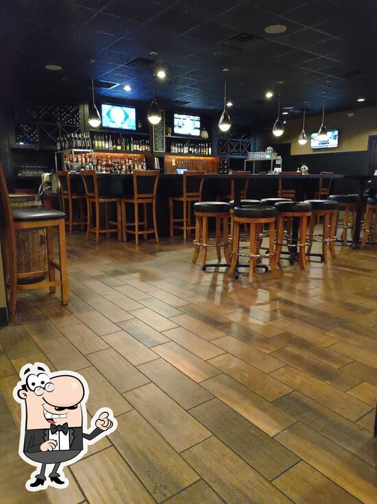 Urban Cellar - Wine Bar, Grille, And Market in West Des Moines ...