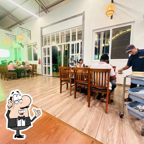 ASHIRVAAD GRAND PURE VEG - Restaurant menu, prices and reviews