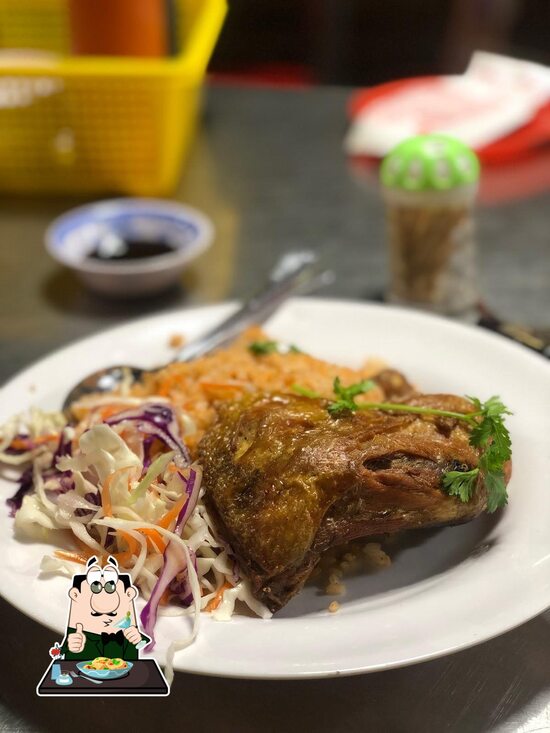 Menu at Quán Cơm Gà Xối Mỡ & Mì Xào Thiên Hương, Ho Chi Minh City