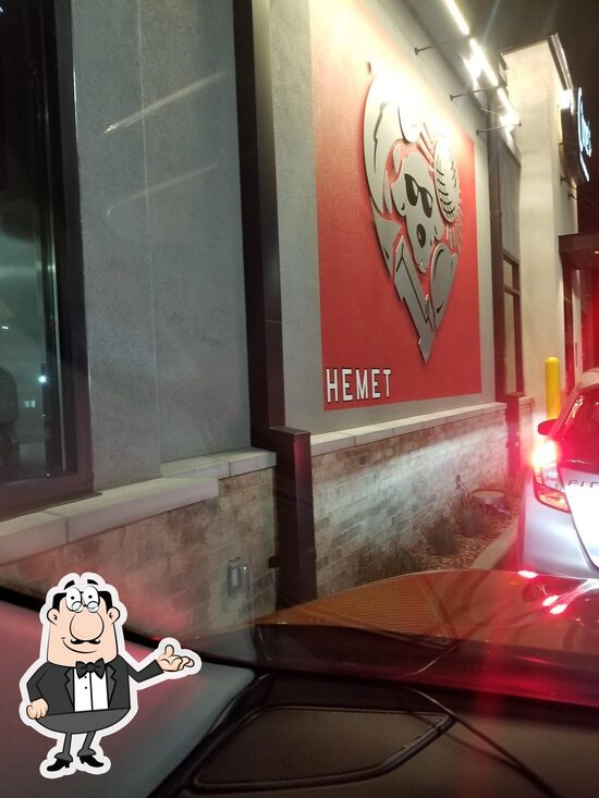 Raising Cane's Chicken Fingers in Hemet - Restaurant menu and reviews