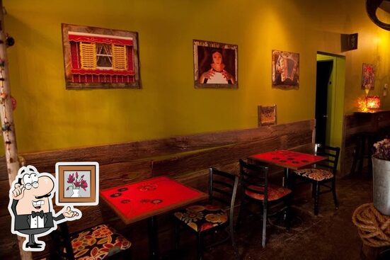 Queen Gypsy in Brampton - Restaurant menu and reviews