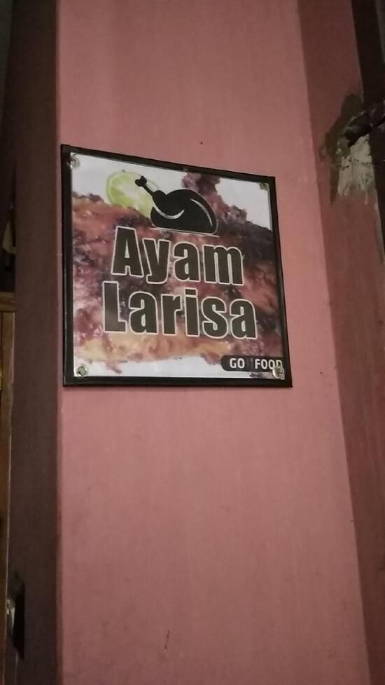 Menu at Ayam Larisa restaurant, Padalarang
