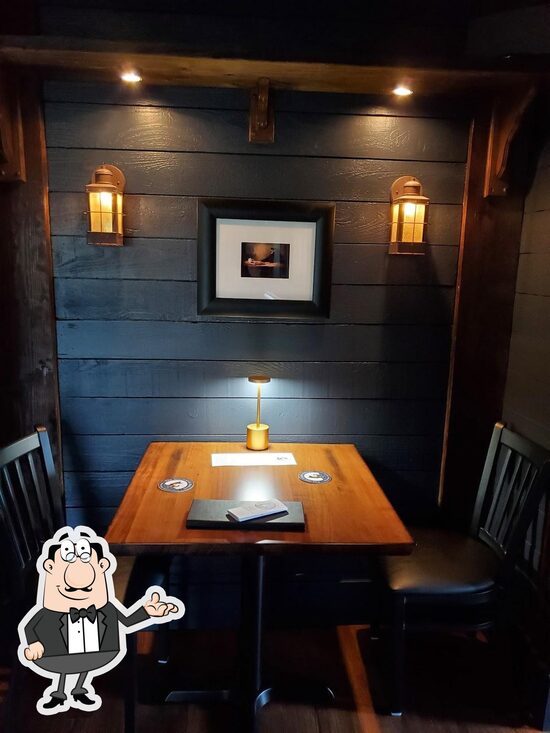 The Nocturnal Hound Wine Bar & Bottle Shop, Tumwater - Restaurant menu ...